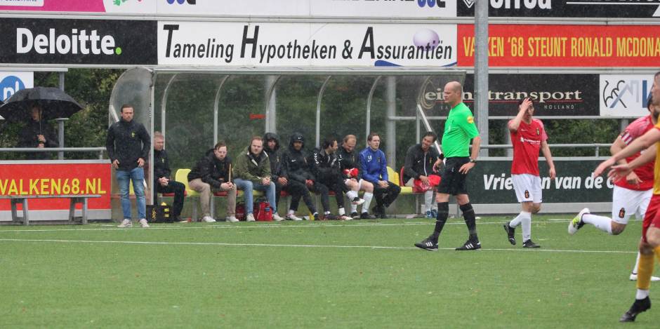HVV 1 handhaaft zich in de 1e klasse · Koninklijke Haagsche Cricket en ...